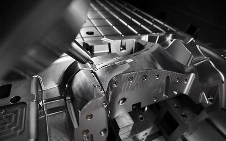 DMU 600 Gantry linear - 5 Axis Milling - DMG MORI